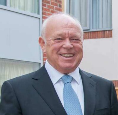 Meet the Team - Vida